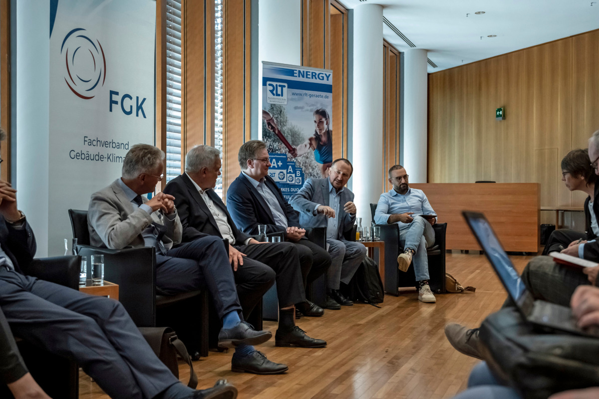 „Politik fragt Wirtschaft“ – 5. EnergyTalk der TGA-Verbände - tab.de